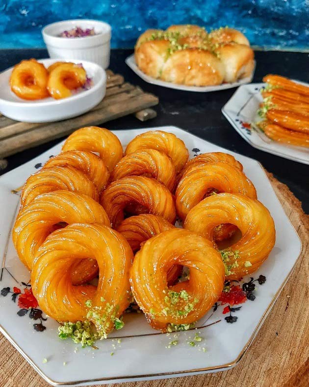 طرز تهیه بامیه هندی خوشمزه و حلقه ای به روش هندوستان